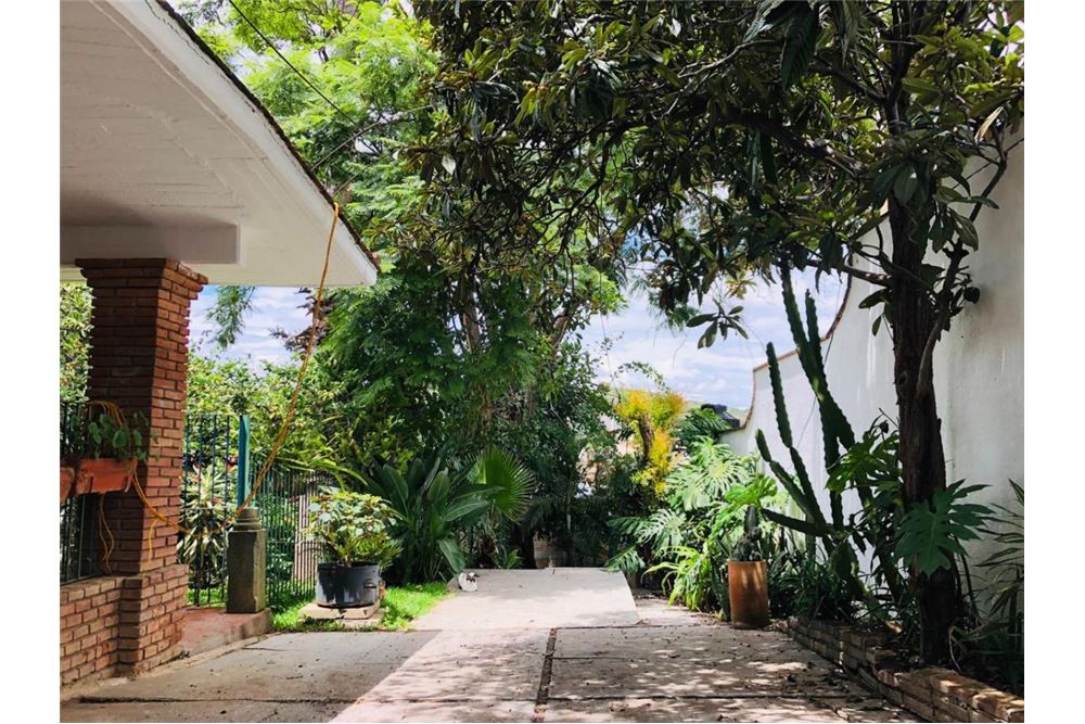 Residential - House - Oaxaca De Juárez, Mexico - Mexico - 1001156029-35 ...