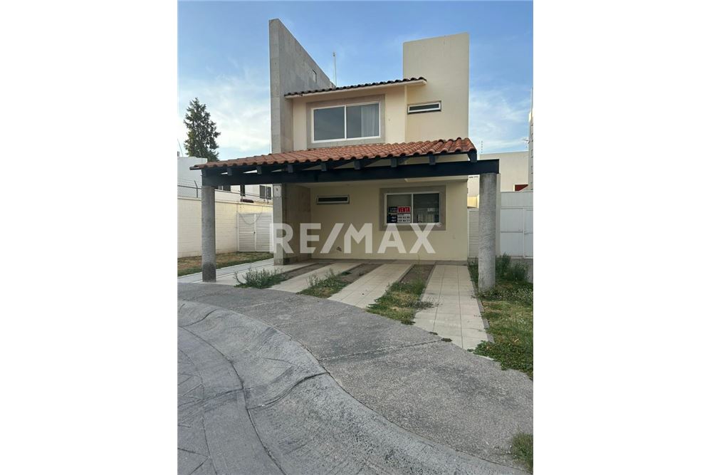 Residential - House - Celaya, Mexico - Mexico - 1001099021-154 , RE/MAX ...