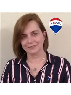 Claudia Vassallo S. – RE/MAX ACACIA – Santiago De Surco, Lima | Peru