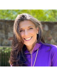 Yvonne Banis – RE/MAX Accord – Walnut Creek, California | United States