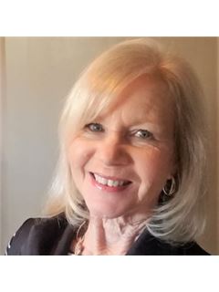 Sandy King-Eller – RE/MAX A-Team – Hickory, North Carolina | United States