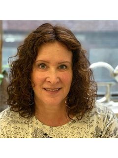 Sally Berlin – RE/MAX Prestige Properties – White Plains, New York ...