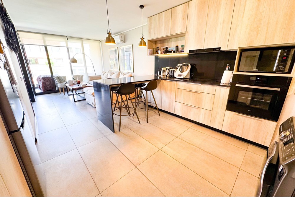 Residential - Condo/Apartment - Las Condes, Santiago, Metropolitana De ...