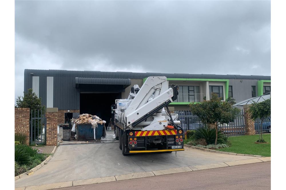 Commercial - Warehouse - Chloorkop, Gauteng - South Africa - 1031489056 ...