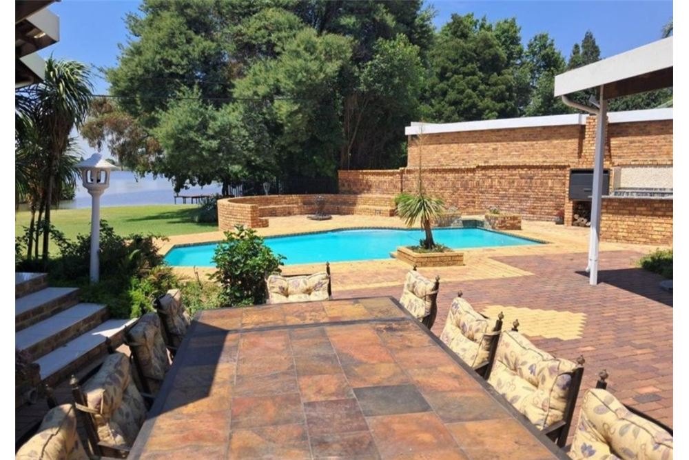 Residential - House - Dalpark, Gauteng - South Africa - 1031377045-915 ...