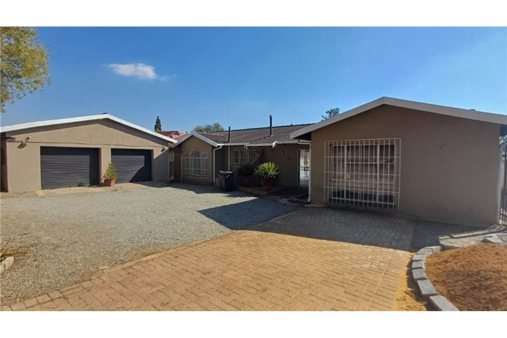 Residential - House - Albertsdal, Gauteng - South Africa - 1031411112 ...