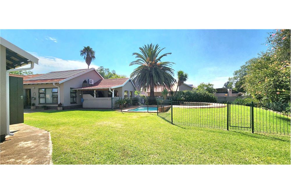 Residential - House - Brackenhurst, Gauteng - South Africa - 1031422070 ...