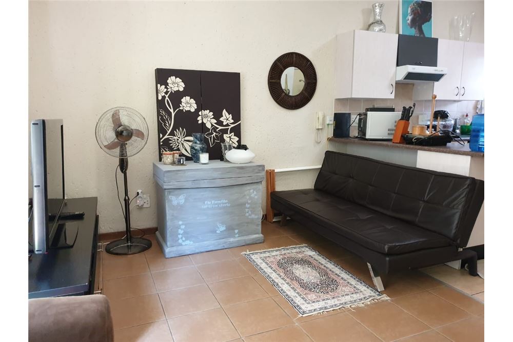 Residential - Condo/Apartment - Paulshof, Gauteng - South Africa ...