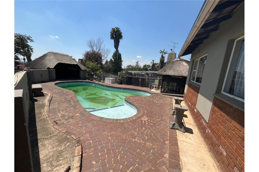 Residential - House - Birch Acres, Gauteng - South Africa - 1031439064 ...