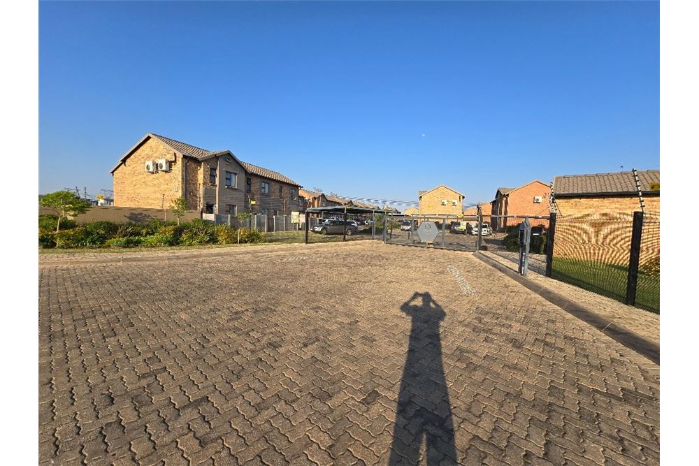 Residential - Townhouse - Albertsdal, Gauteng - South Africa ...