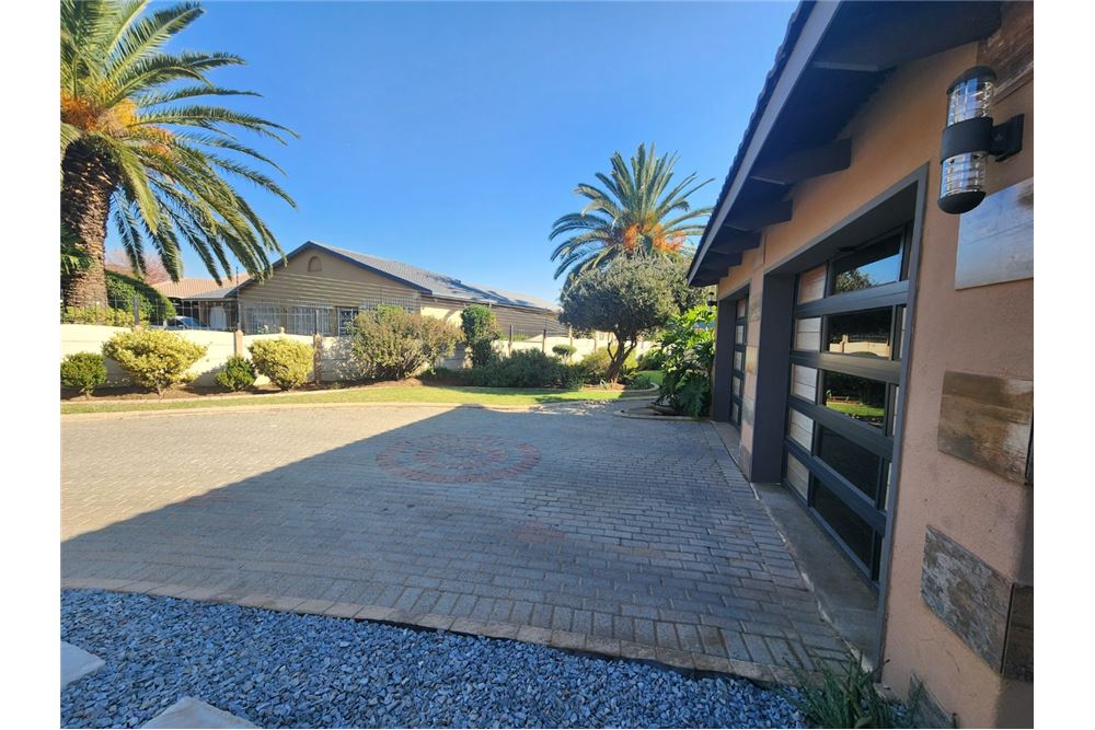 Residential - House - Raceview, Gauteng - South Africa - 1031421022-929 ...