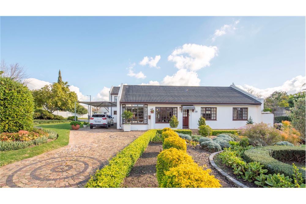 Residential - House - Paradyskloof, Western Cape - South Africa ...