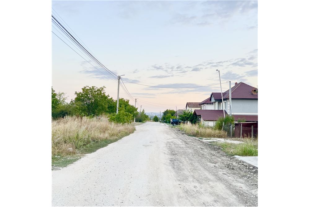 Residential - Gentlemans House - Chisinau, Moldova - Moldova ...