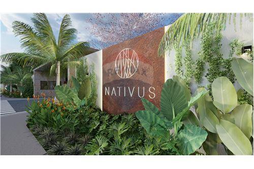 Casa - Venta - Paraguay Central Luque - 143068087-27 , - RE/MAX Paraguay