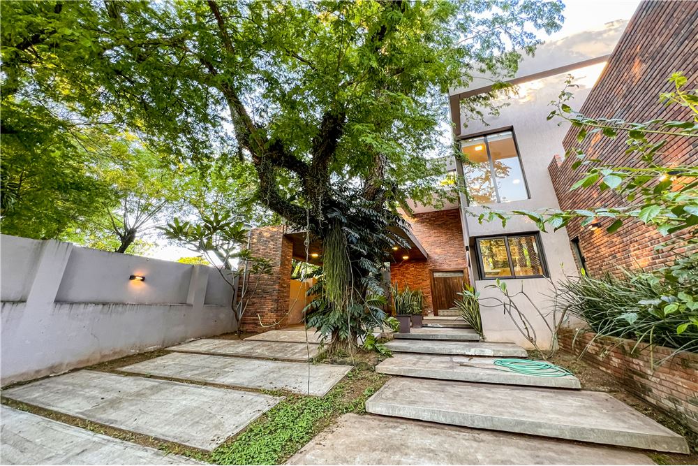 Prédio Habitacional - Isolado - Paraguay Cordillera San Bernardino - PY ...