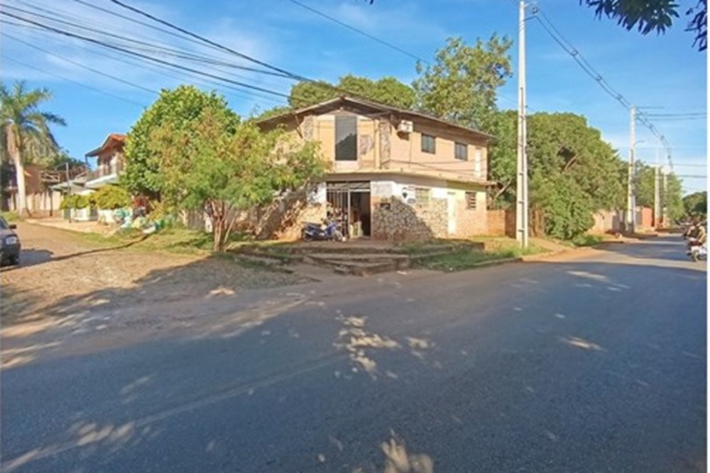 387 Mts²: Casa Venta, 2 Dormitorios Ubicada en Paraguay Central Luque | Paraguay