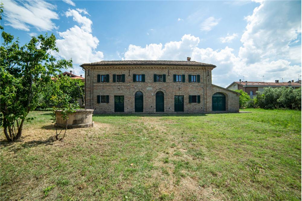 Residential - Single Family Home - Monte San Vito - Italy - 31641012 ...