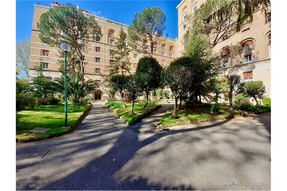 Residential - Condo/Apartment - Rome - Italy - 20201001-1118 , RE/MAX ...