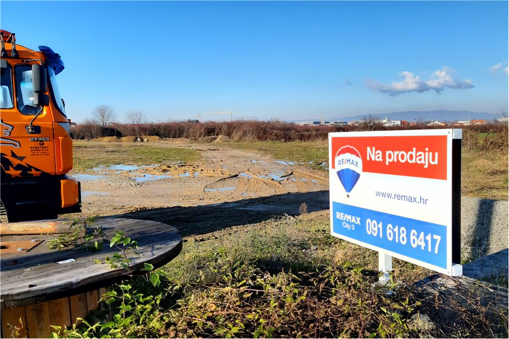 Commercial - Land - Novi Zagreb - Zapad, Croatia - HR - 300261045-1089 ...