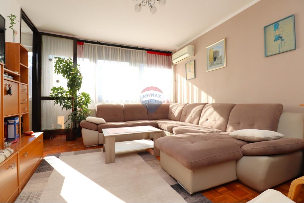 Residential - Condo/Apartment - Novi Zagreb - Istok, Croatia - HR ...