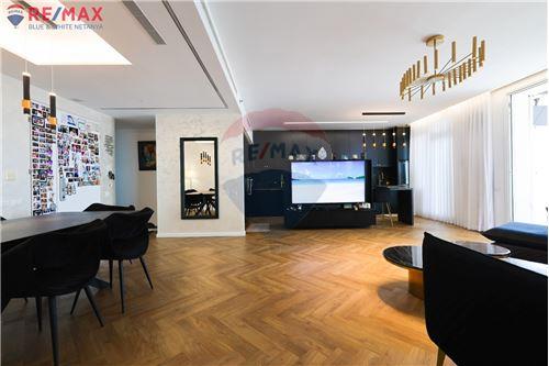 Residential - Condo/Apartment - Netanya, Israel - HE - 830181167-89 ...