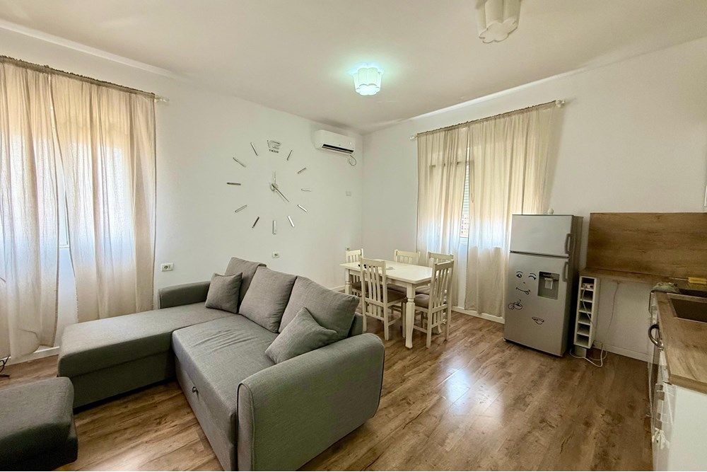 Condo/Apartment - For Rent/Lease - Rruga Ferit Xhajko, Siri Kodra ...