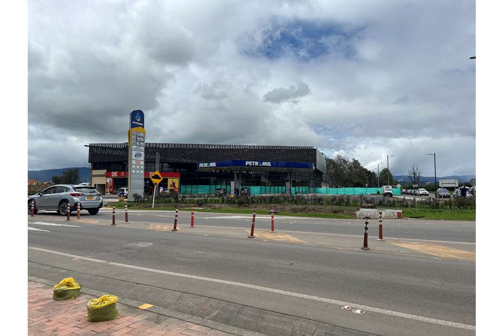 Commercial - Commercial/Retail - Cundinamarca, Cota - CO - 660271051 ...