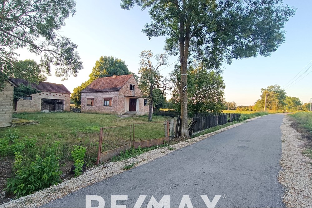 Residential - House - Srbac, Bosnia and Herzegovina - BK - 820031059 ...