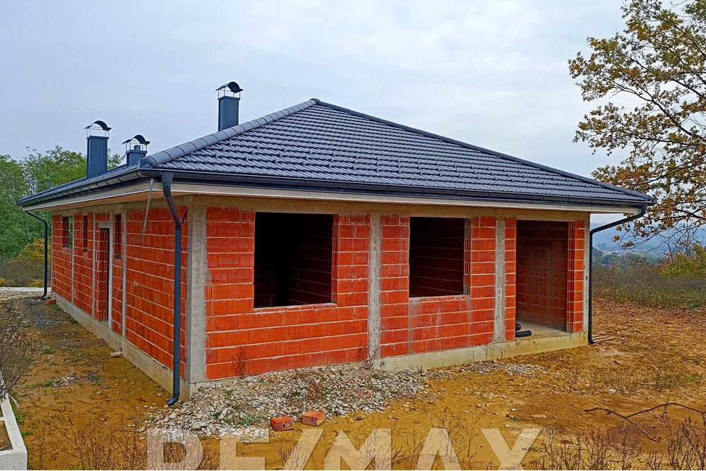 Residential - House - Laktasi, Bosnia and Herzegovina - BK - 820031059 ...